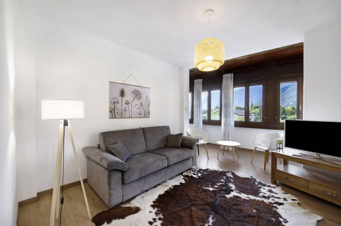 94 M² Appartamento Vacanza ∙ 2 Camere Da Letto ∙ 6 Ospiti - Champorcher