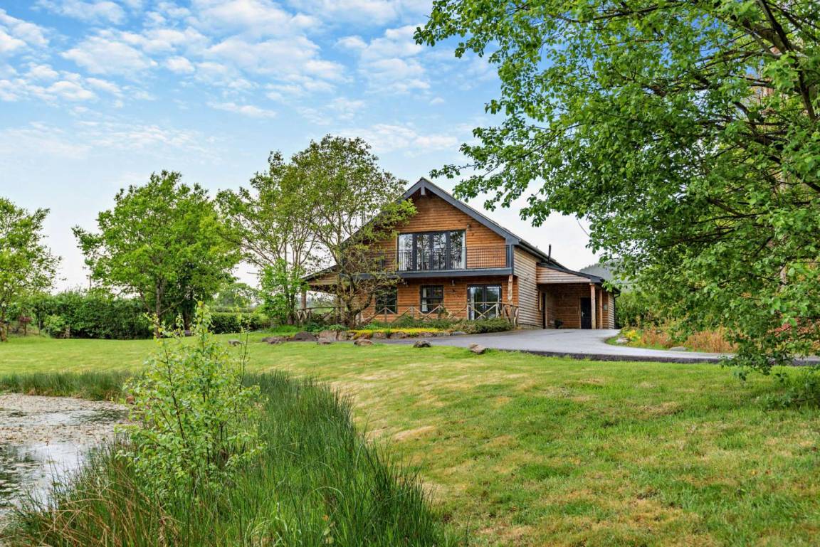 Lodge ∙ 4 Schlafzimmer ∙ 8 Gäste - Wales