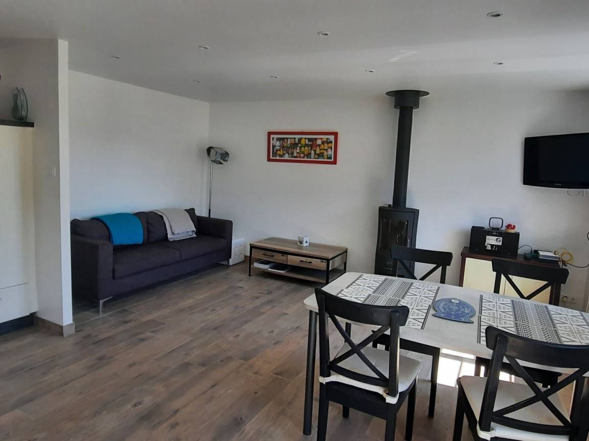 100 M² Talo ∙ 2 Makuuhuonetta ∙ 4 Vierasta - Morlaix