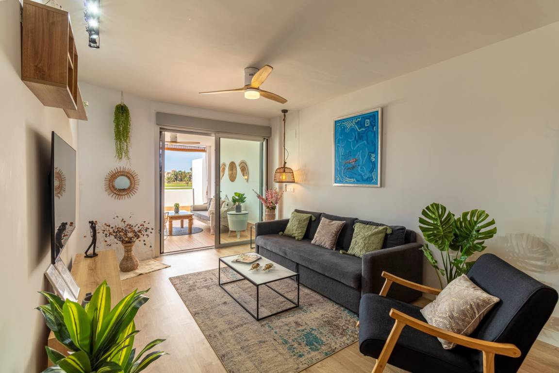 79 M² Apartamento ∙ 2 Habitaciones ∙ 4 Huéspedes - Salobreña