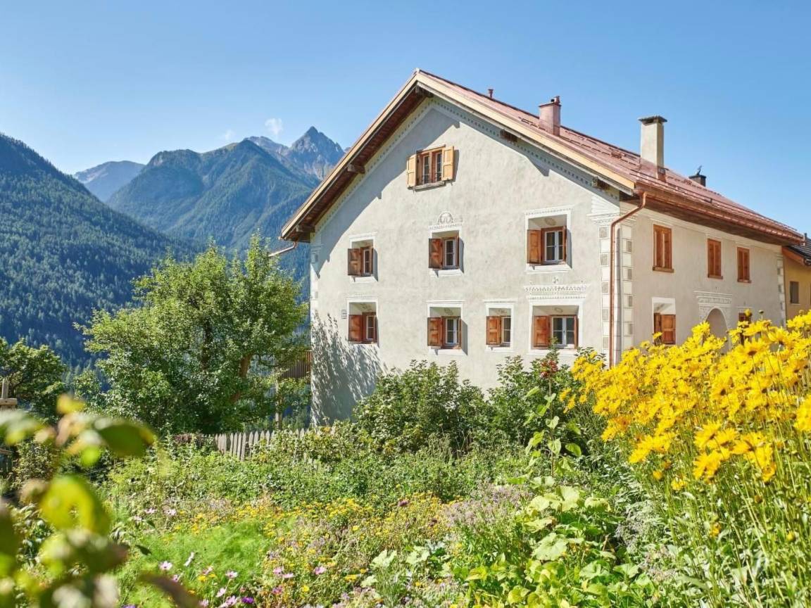 330 M² Ferienhaus ∙ 6 Schlafzimmer ∙ 12 Gäste - Sent