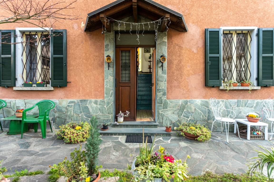 95 M² Appartement ∙ 2 Chambres ∙ 5 Personnes - Domaso