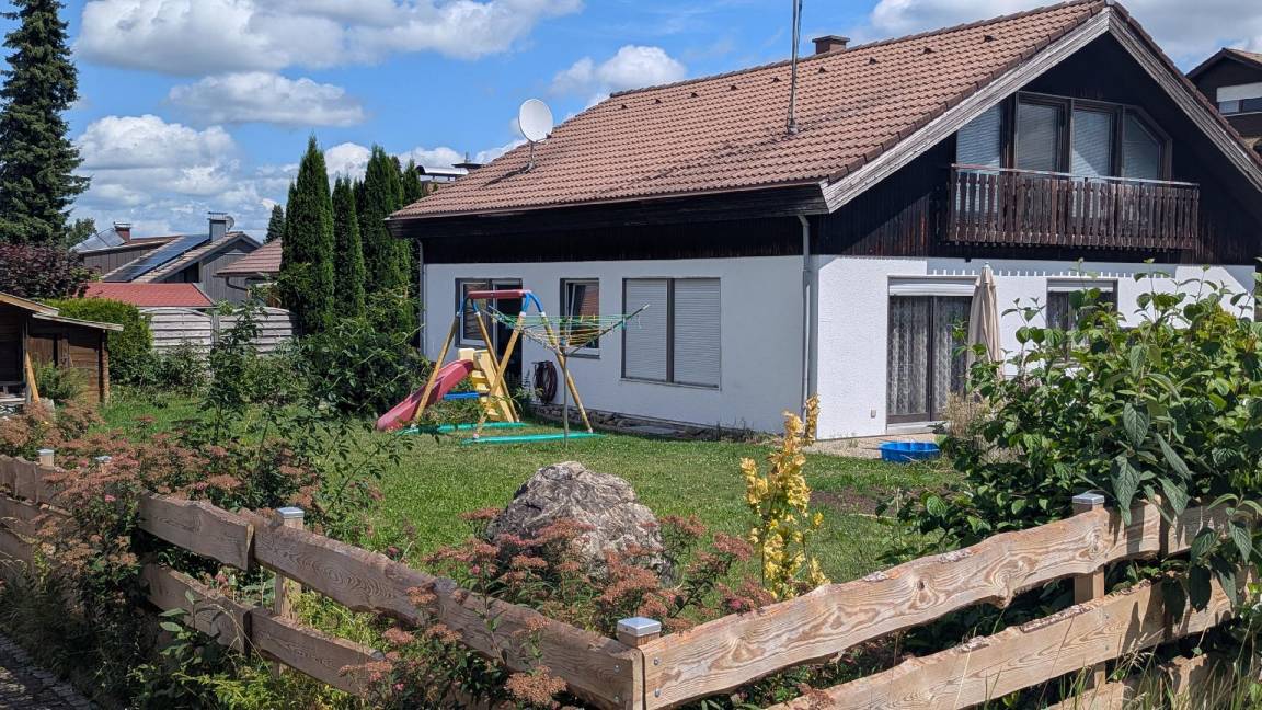 60 M² Ferienwohnung ∙ 1 Schlafzimmer ∙ 4 Gäste - Weiler-Simmerberg
