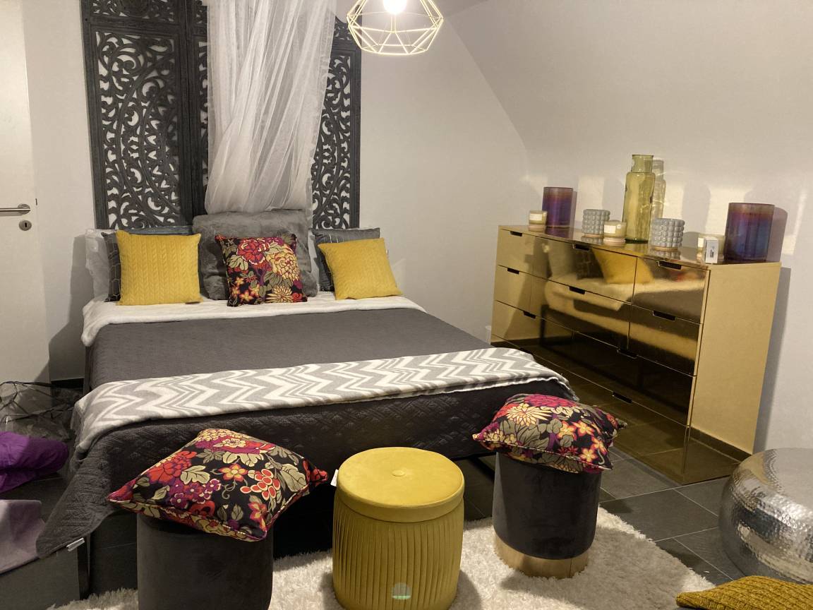 76 M² Apartment ∙ 1 Bedroom ∙ 3 Guests - Cologne