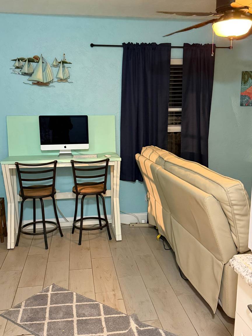 51 M² House ∙ 2 Bedrooms ∙ 4 Guests - New Smyrna Beach, FL