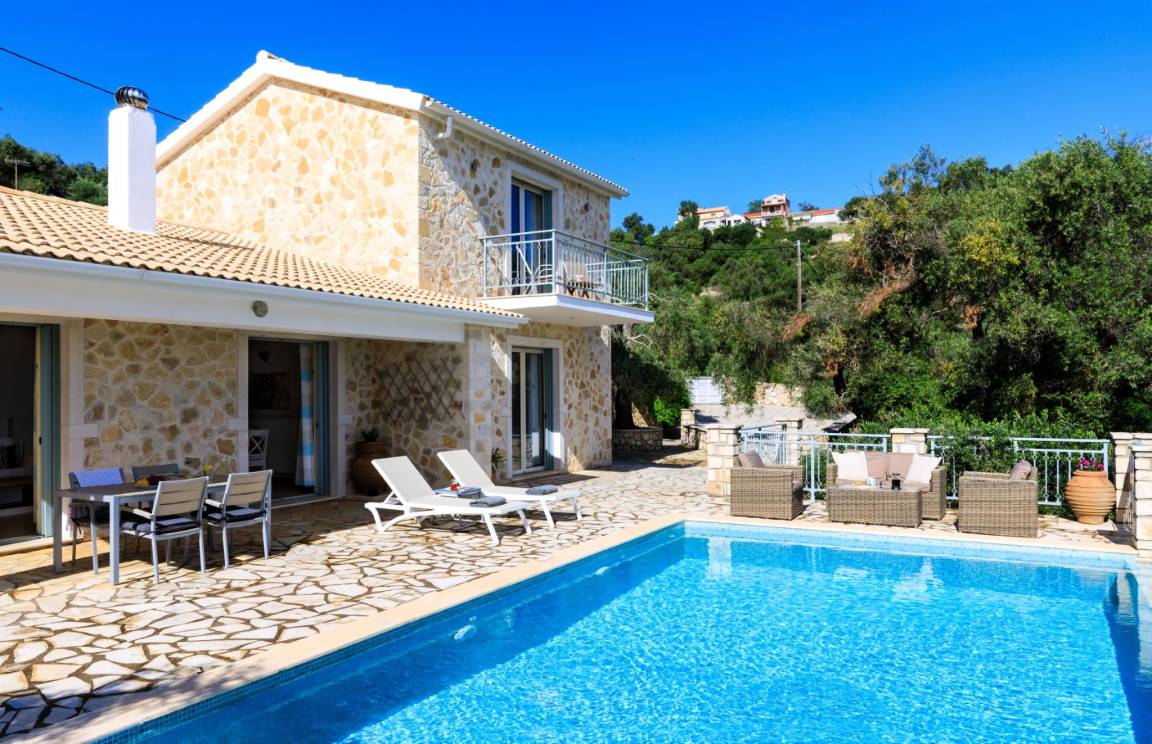 Villa ∙ 2 Bedrooms ∙ 4 Guests - Paxi