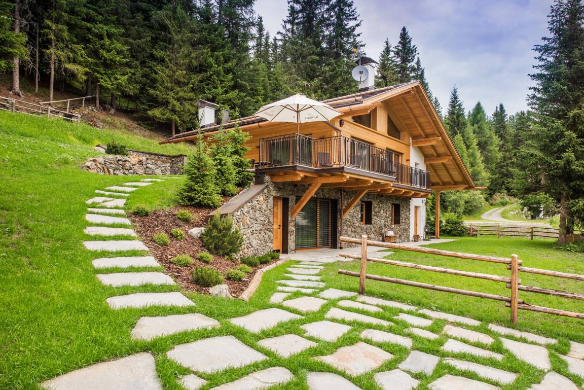 220 M² Chalet ∙ 5 Bedrooms ∙ 10 Guests - Kronplatz