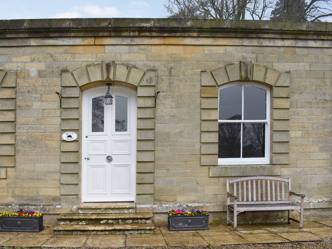 Cottage ∙ 2 Bedrooms ∙ 4 Guests - Barnard Castle