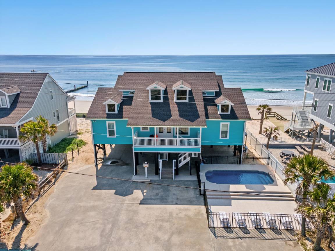 204 M² House ∙ 7 Bedrooms ∙ 18 Guests - Litchfield Beach, SC