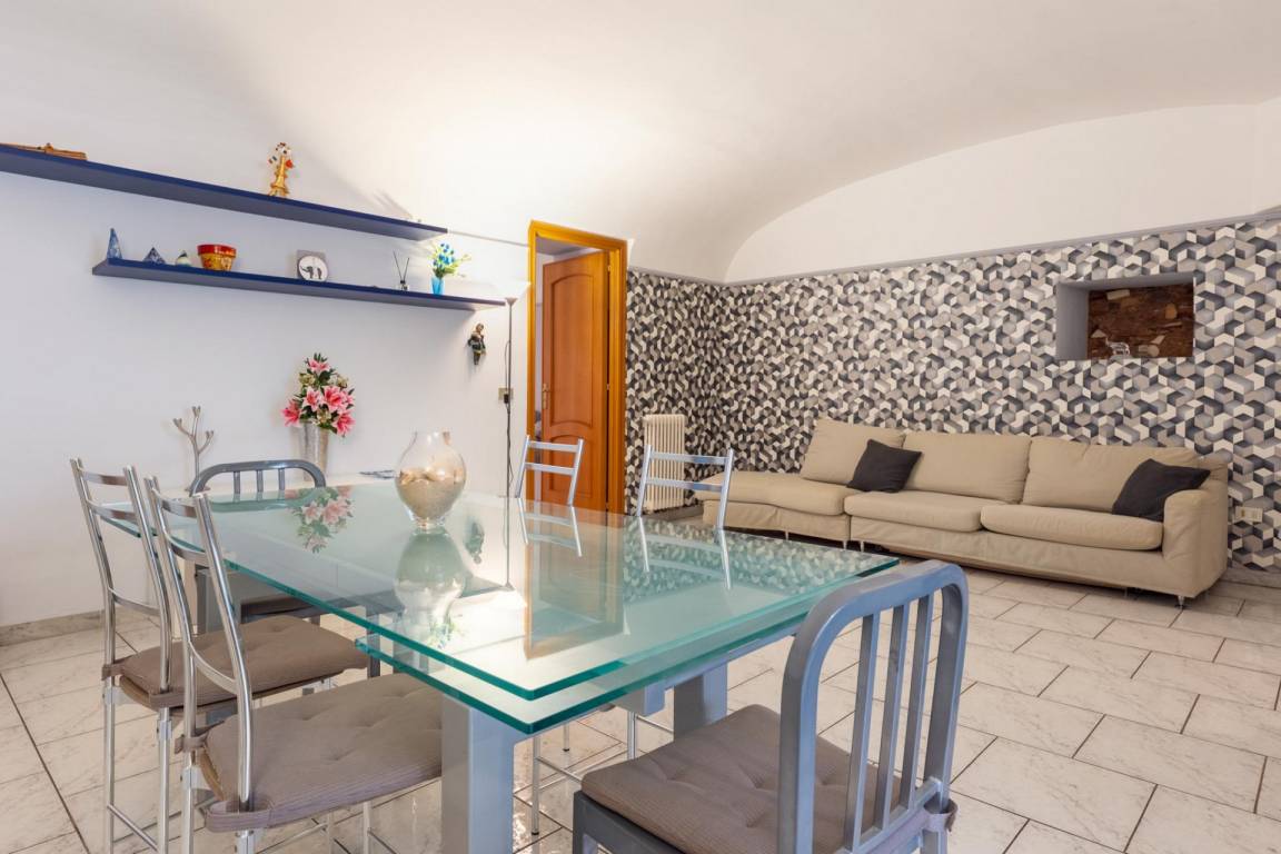 136 M² Apartamento ∙ 3 Habitaciones ∙ 9 Huéspedes - Catania