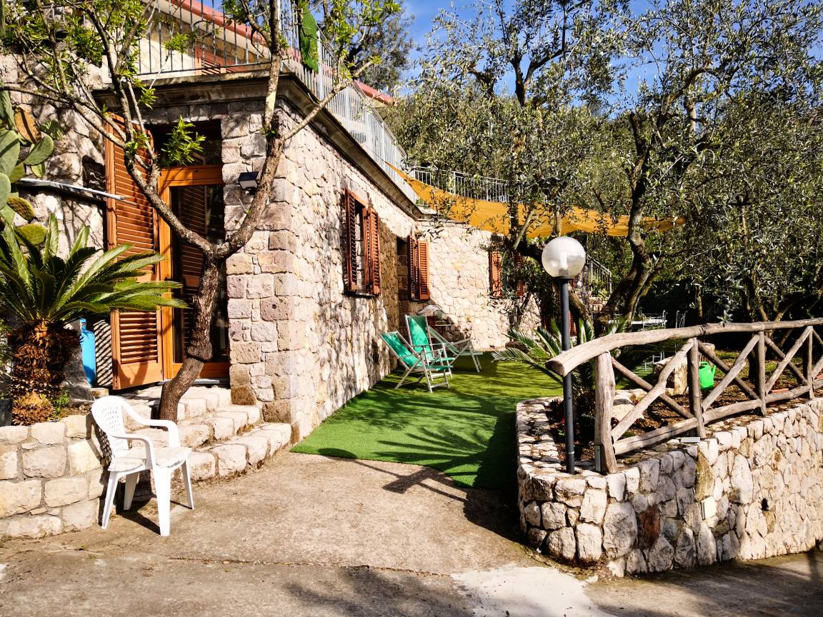 110 M² Vivenda ∙ 2 Quartos ∙ 5 Hóspedes - Capri