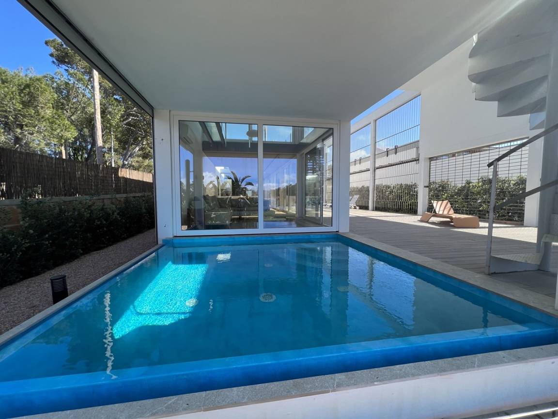300 M² Villa ∙ 4 Habitaciones ∙ 8 Huéspedes - Alcudia