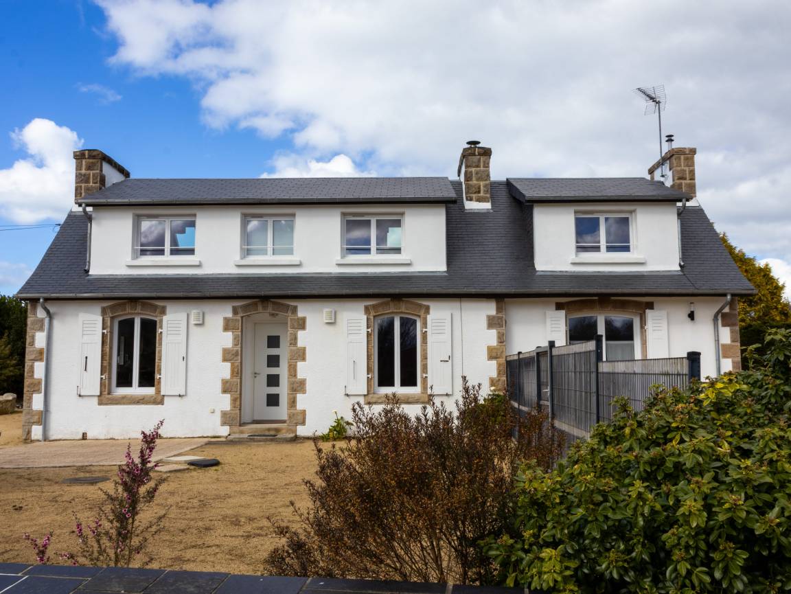 76 M² Ferienhaus ∙ 2 Schlafzimmer ∙ 6 Gäste - Trébeurden