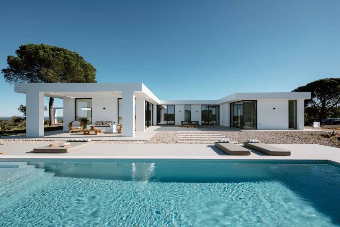 200 M² Villa ∙ 4 Bedrooms ∙ 8 Guests - Grândola