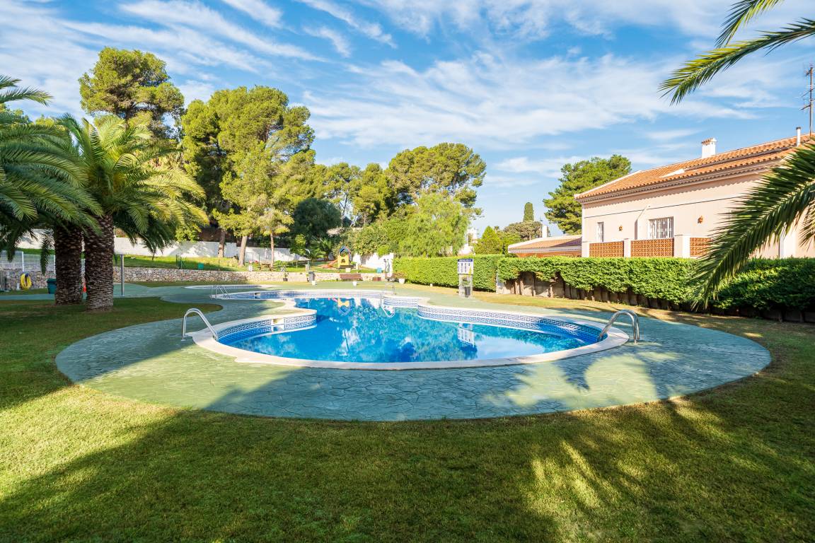 60 M² Apartamento ∙ 2 Habitaciones ∙ 4 Huéspedes - Tarragona, España