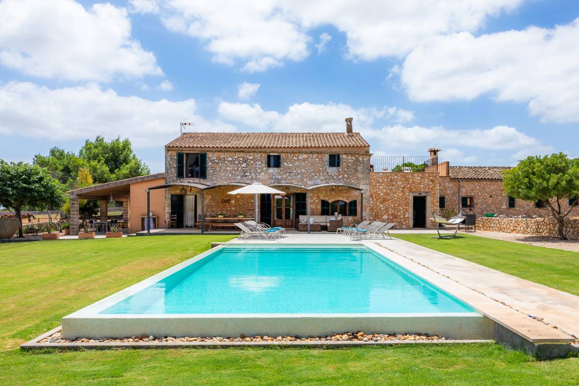 300 M² Casa De Campo ∙ 6 Habitaciones ∙ 12 Huéspedes - Manacor