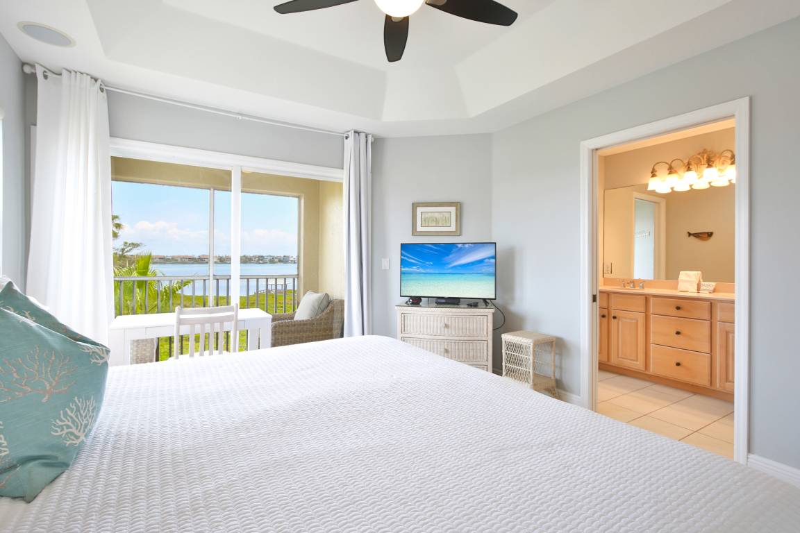 160 M² House ∙ 3 Bedrooms ∙ 8 Guests - Longboat Key, FL