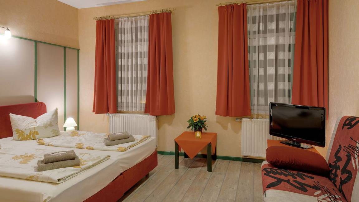 Hotel ∙ 3 Guests - Zella-Mehlis