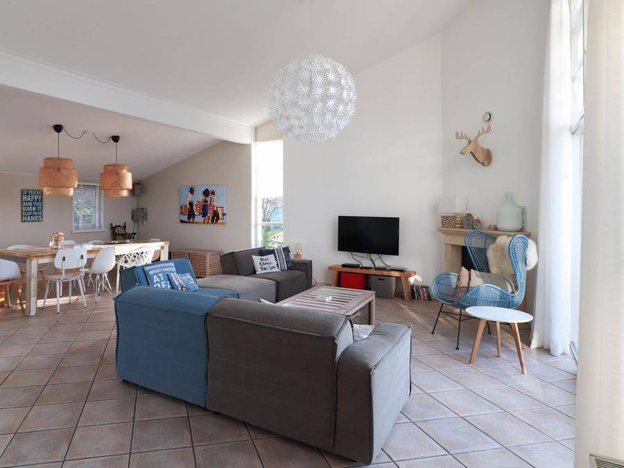 Villa ∙ 3 Bedrooms ∙ 6 Guests - Makkum