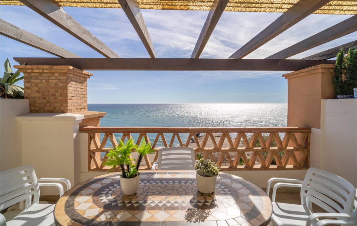 140 M² Apartamento ∙ 3 Habitaciones ∙ 6 Huéspedes - Torrox Costa