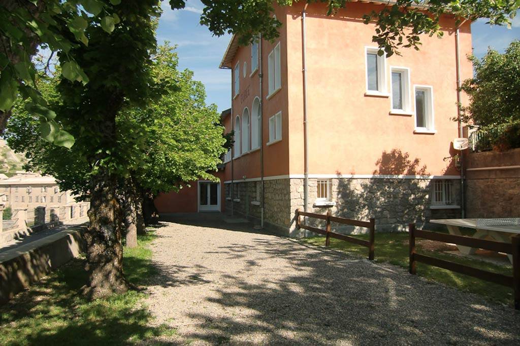 80 M² Gîte ∙ 3 Chambres ∙ 6 Personnes - Alpes-de-Haute-Provence
