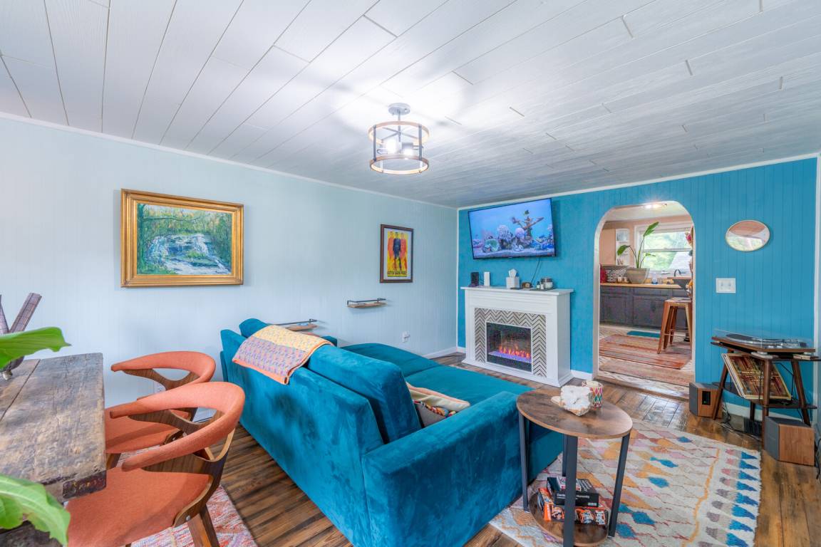 59 M² Apartment ∙ 2 Bedrooms ∙ 3 Guests - Bloomington, IN
