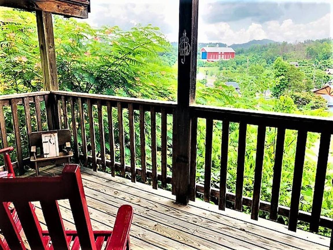 Apartment ∙ 1 Bedroom ∙ 2 Guests - Dollywood, Pigeon Forge