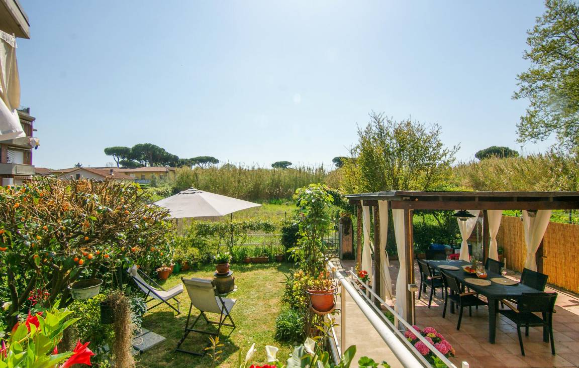 70 M² Appartement ∙ 2 Chambres ∙ 5 Personnes - Massa