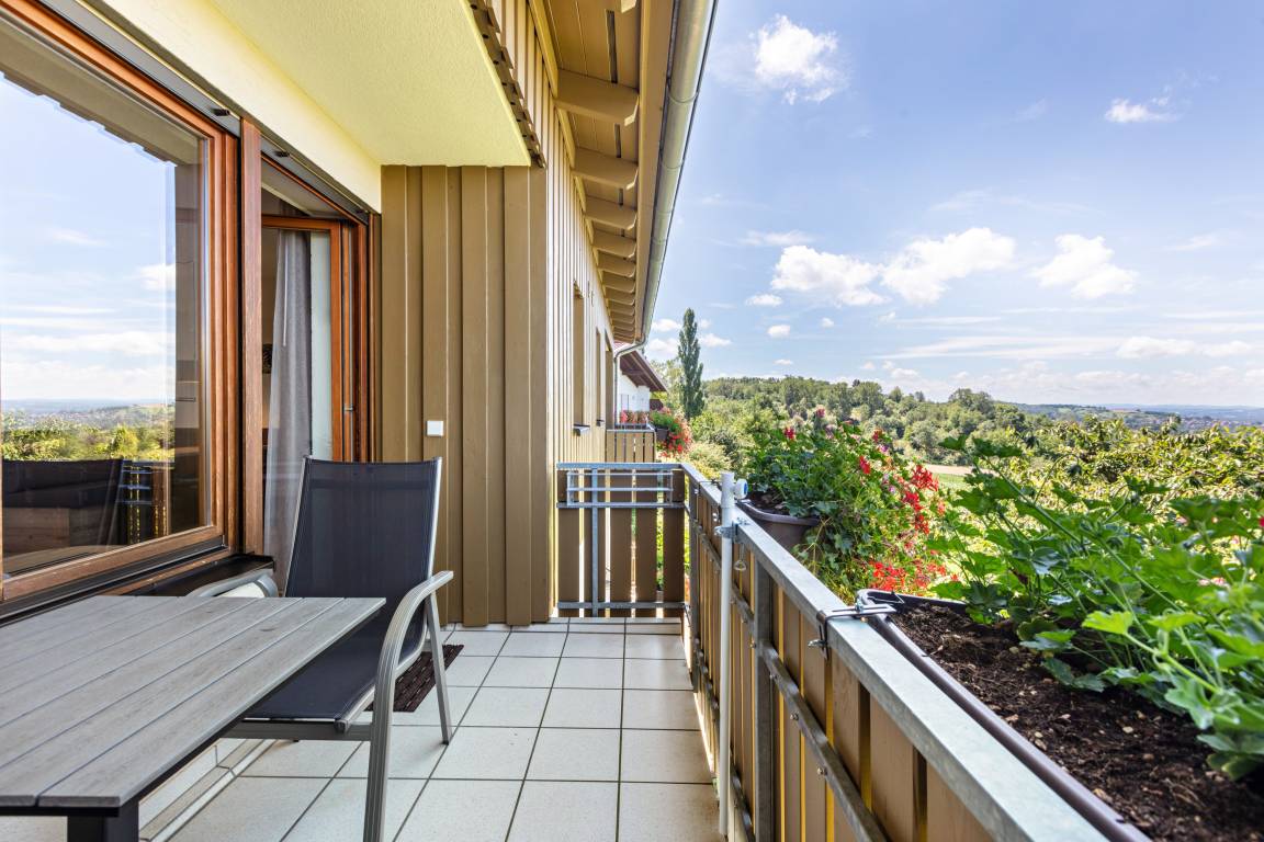52 M² Ferienwohnung ∙ 1 Schlafzimmer ∙ 2 Gäste - Bad Bellingen