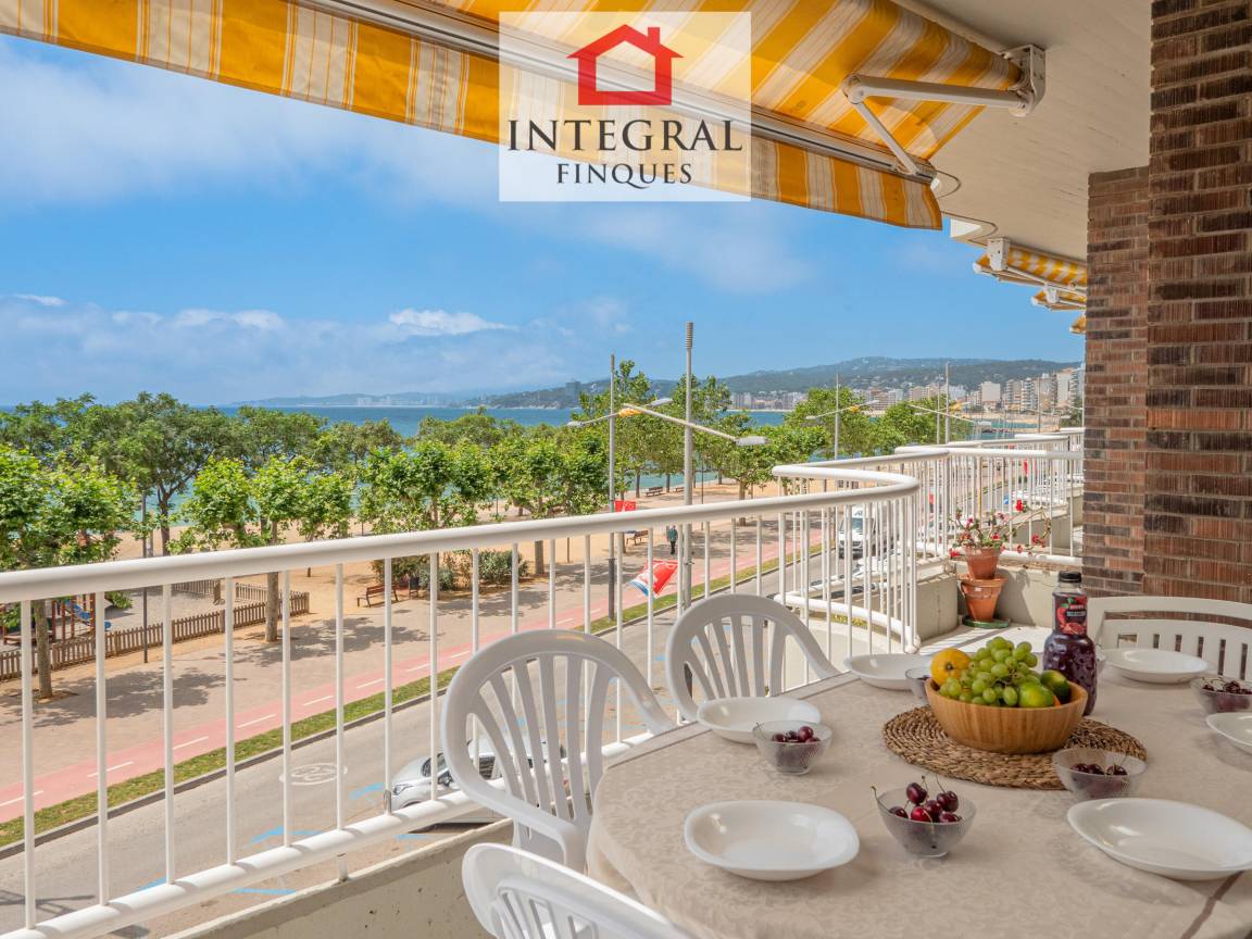 100 M² Appartement ∙ 4 Chambres ∙ 7 Personnes - Palamós