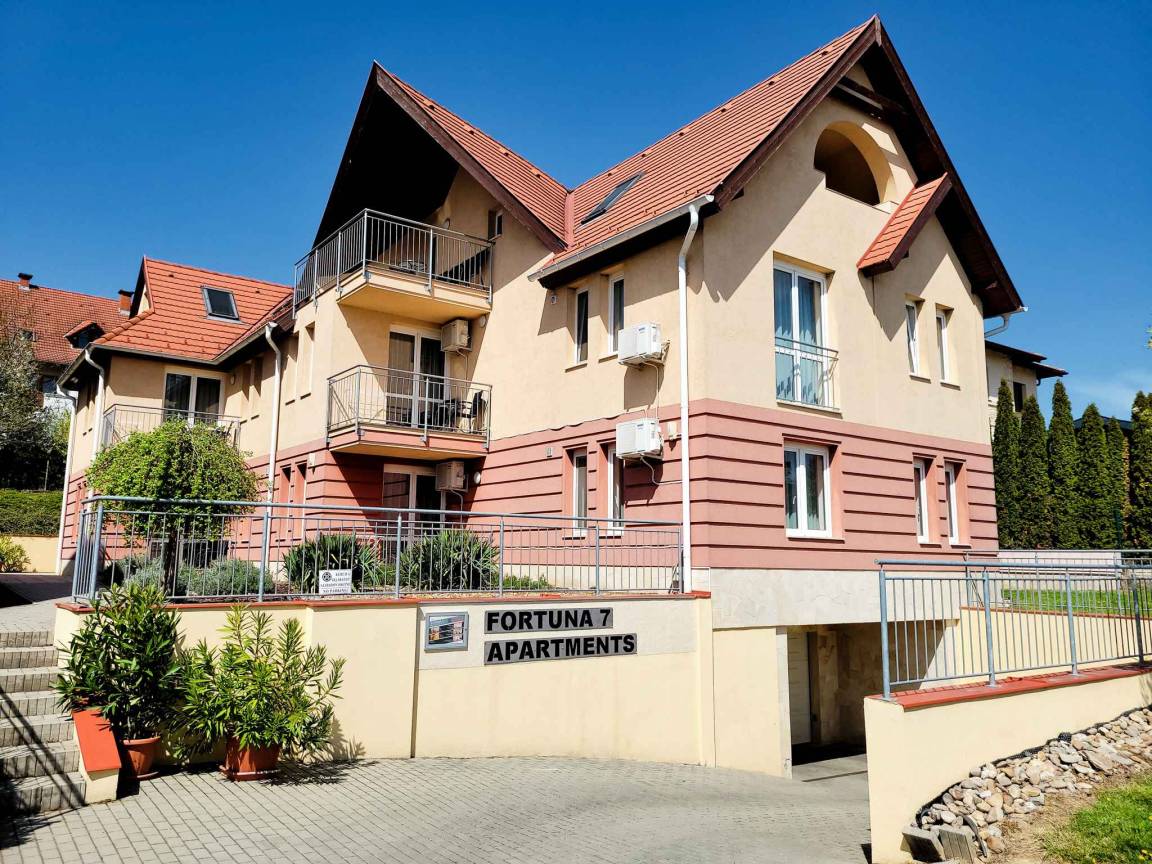 45 M² Apartment ∙ 1 Bedroom ∙ 4 Guests - Hévíz