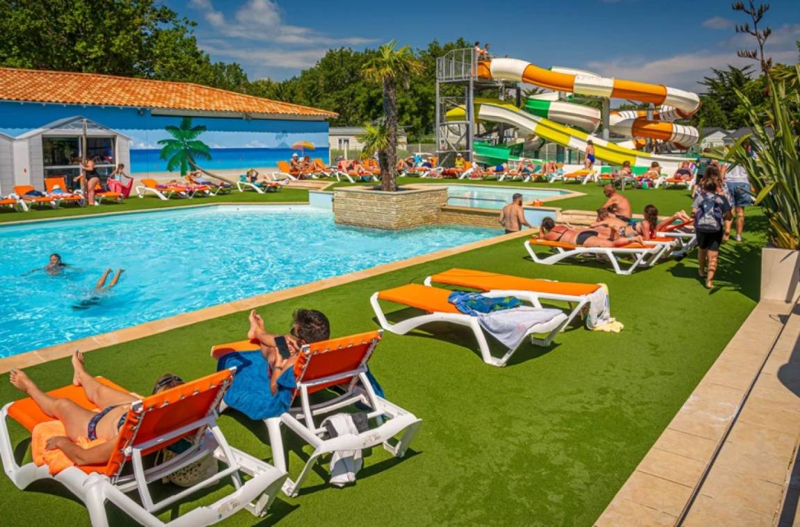 23 M² Camping ∙ 2 Chambres ∙ 5 Personnes - Saint-Georges-d'Oléron