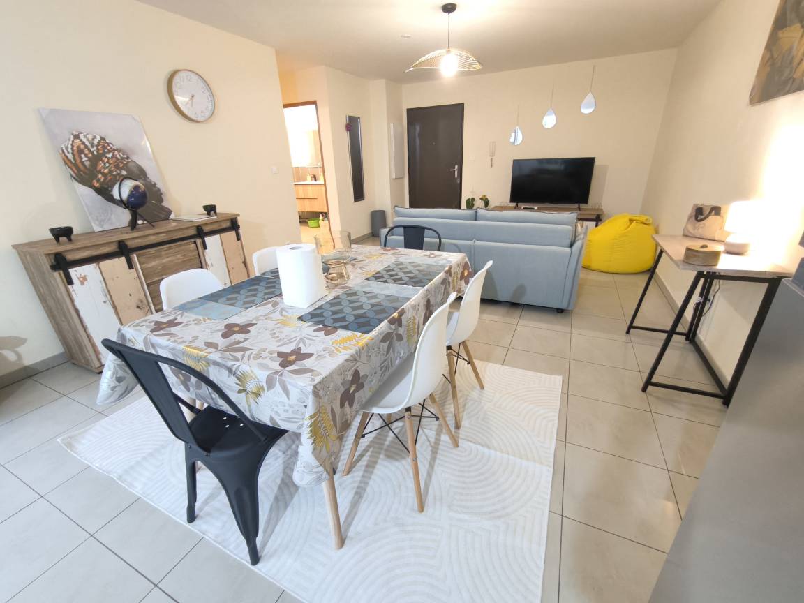 62 M² Appartement ∙ 1 Chambre ∙ 4 Personnes - Saint-Denis, La Réunion