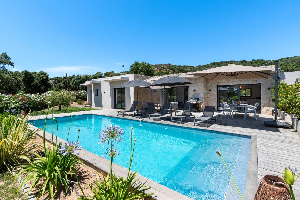 186 M² Maison De Vacances ∙ 4 Chambres ∙ 8 Personnes - Porto-Vecchio