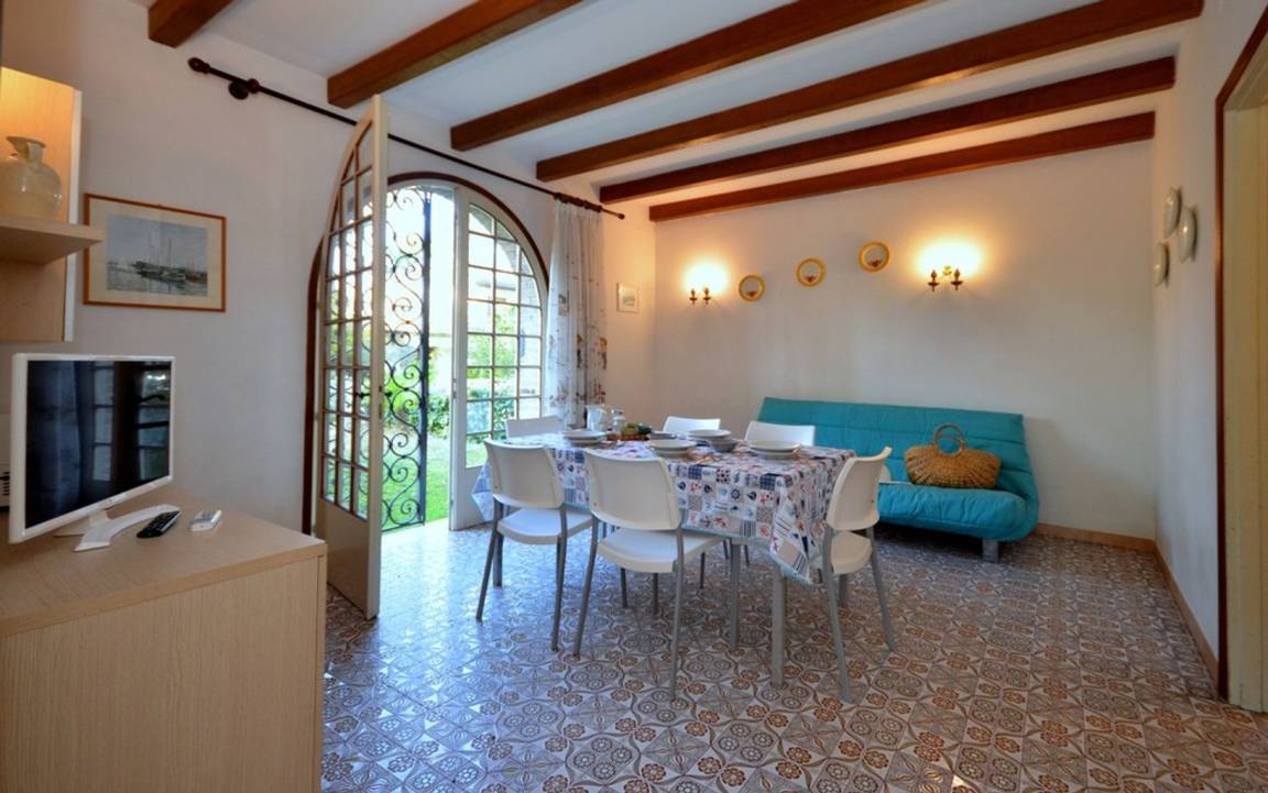 100 M² Villa ∙ 4 Schlafzimmer ∙ 8 Gäste - Lignano Pineta