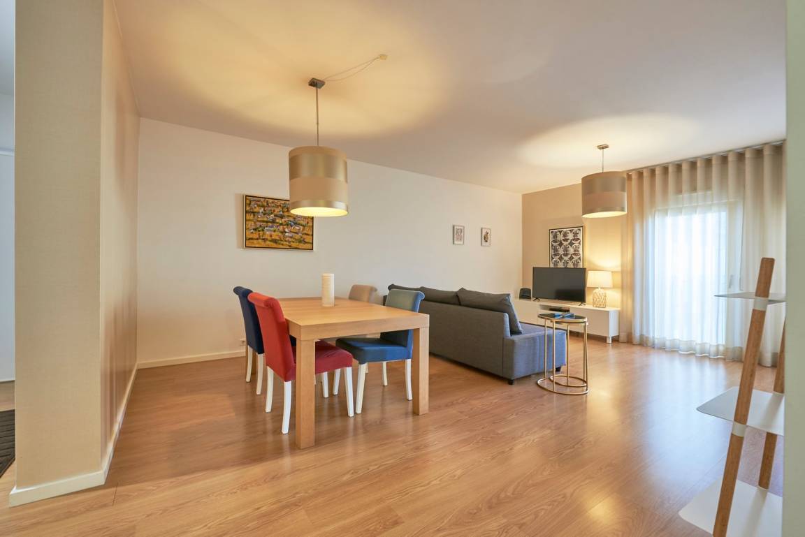 50 M² Apartamento ∙ 1 Habitación ∙ 4 Huéspedes - Lumiar