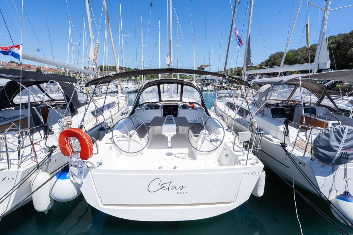 11 M² Hausboot ∙ 2 Schlafzimmer ∙ 4 Gäste - Pula