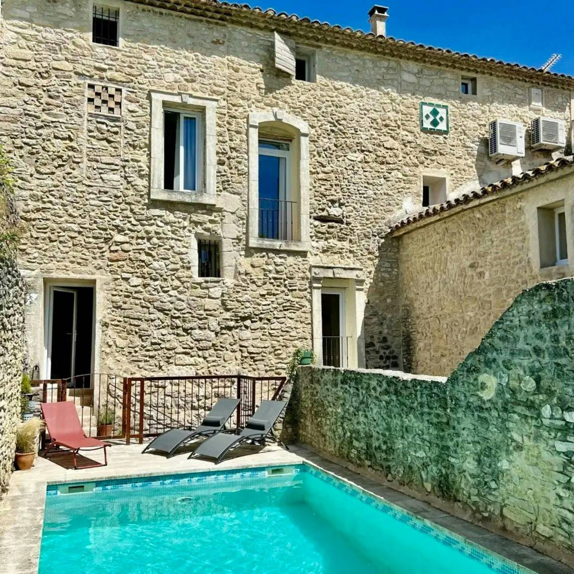 320 M² Huis ∙ 5 Slaapkamers ∙ 10 Gasten - Cavaillon