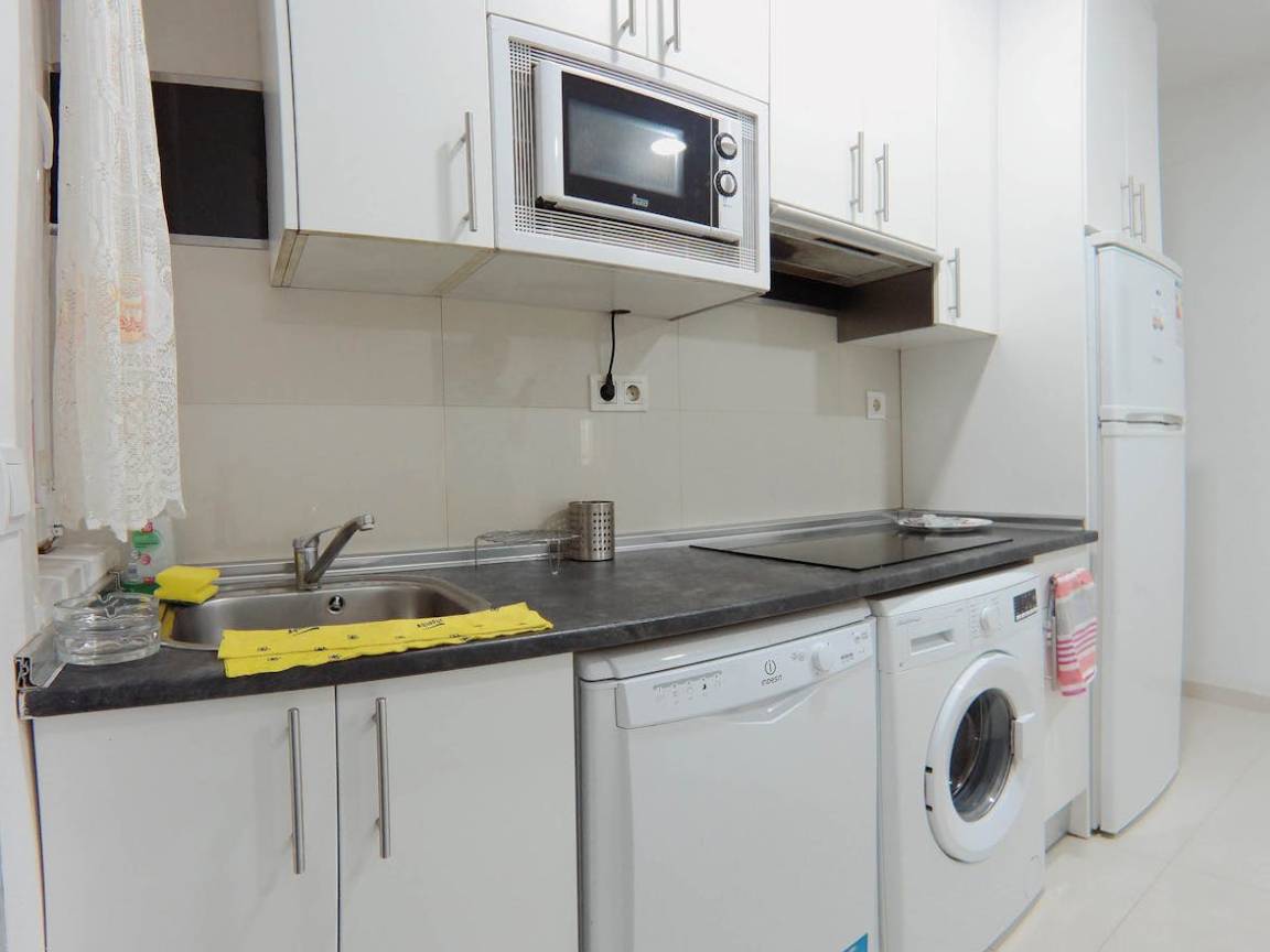110 M² Apartamento ∙ 3 Habitaciones ∙ 6 Huéspedes - Móstoles