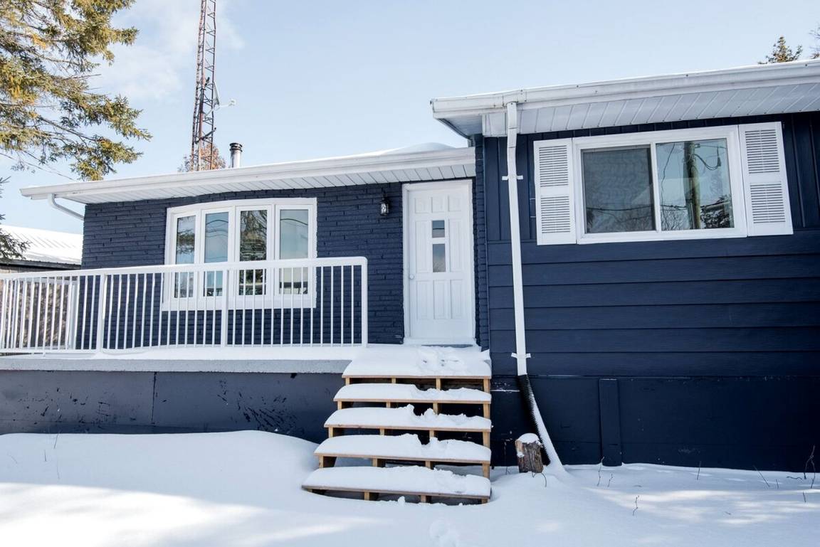 House ∙ 1 Bedroom ∙ 8 Guests - Kawartha Lakes