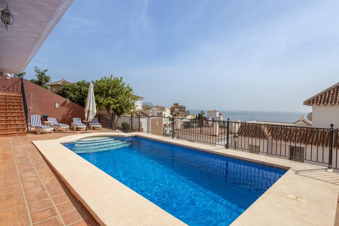160 M² Villa ∙ 4 Bedrooms ∙ 10 Guests - Frigiliana