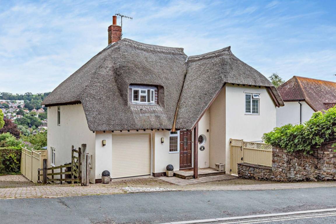 Cottage ∙ 3 Bedrooms ∙ 6 Guests - Lyme Regis