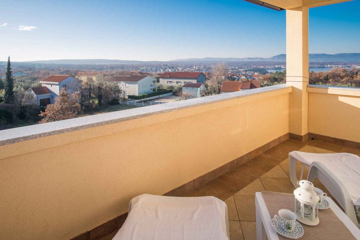 90 M² Appartement ∙ 2 Chambres ∙ 6 Personnes - Malinska