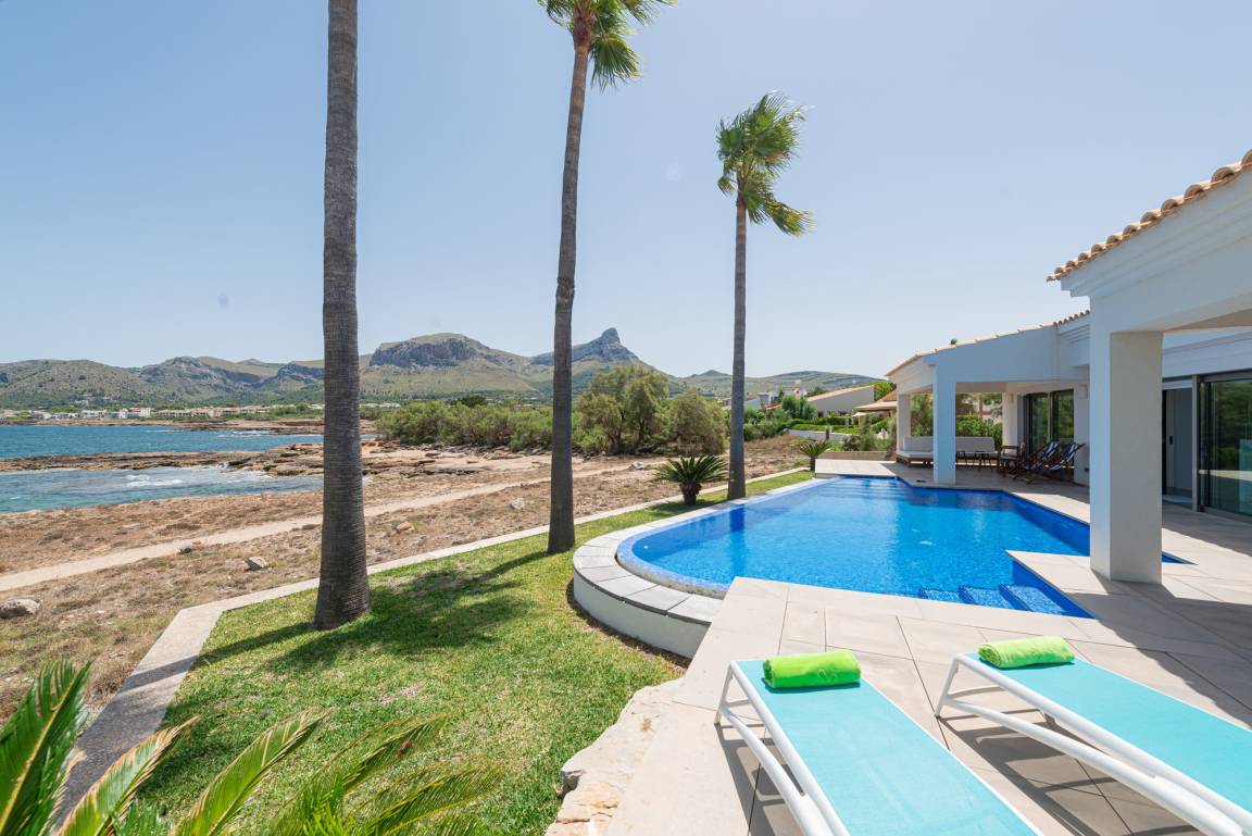 400 M² Villa ∙ 4 Bedrooms ∙ 8 Guests - Artà