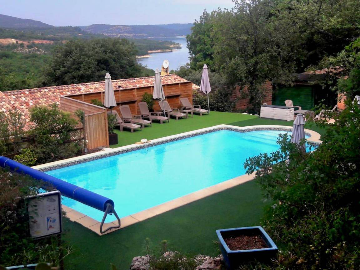 55 M² Gîte ∙ 2 Chambres ∙ 4 Personnes - Régusse