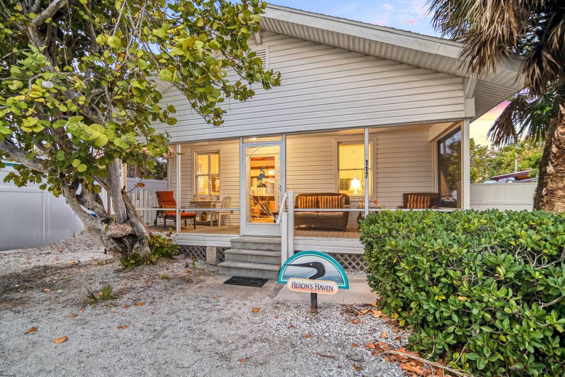 91 M² Ferienhaus ∙ 2 Schlafzimmer ∙ 8 Gäste - Sarasota, FL