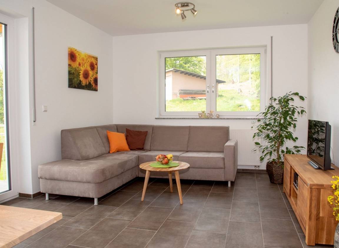 57 M² Ferienwohnung ∙ 2 Schlafzimmer ∙ 4 Gäste - Laichingen