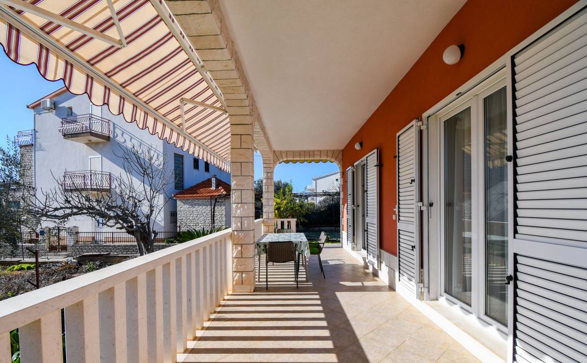 73 M² Ferienhaus ∙ 2 Schlafzimmer ∙ 5 Gäste - Seget Vranjica