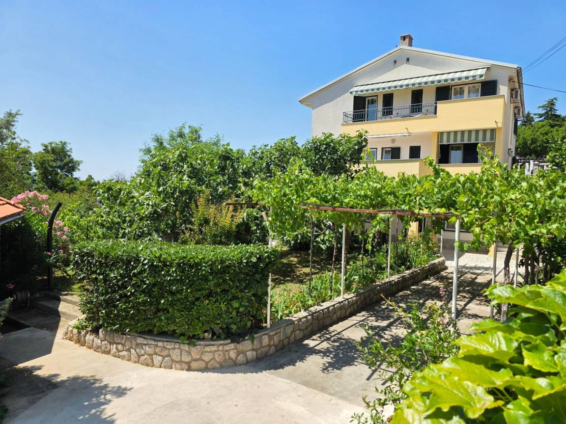95 M² Apartment ∙ 3 Bedrooms ∙ 8 Guests - Novi Vinodolski