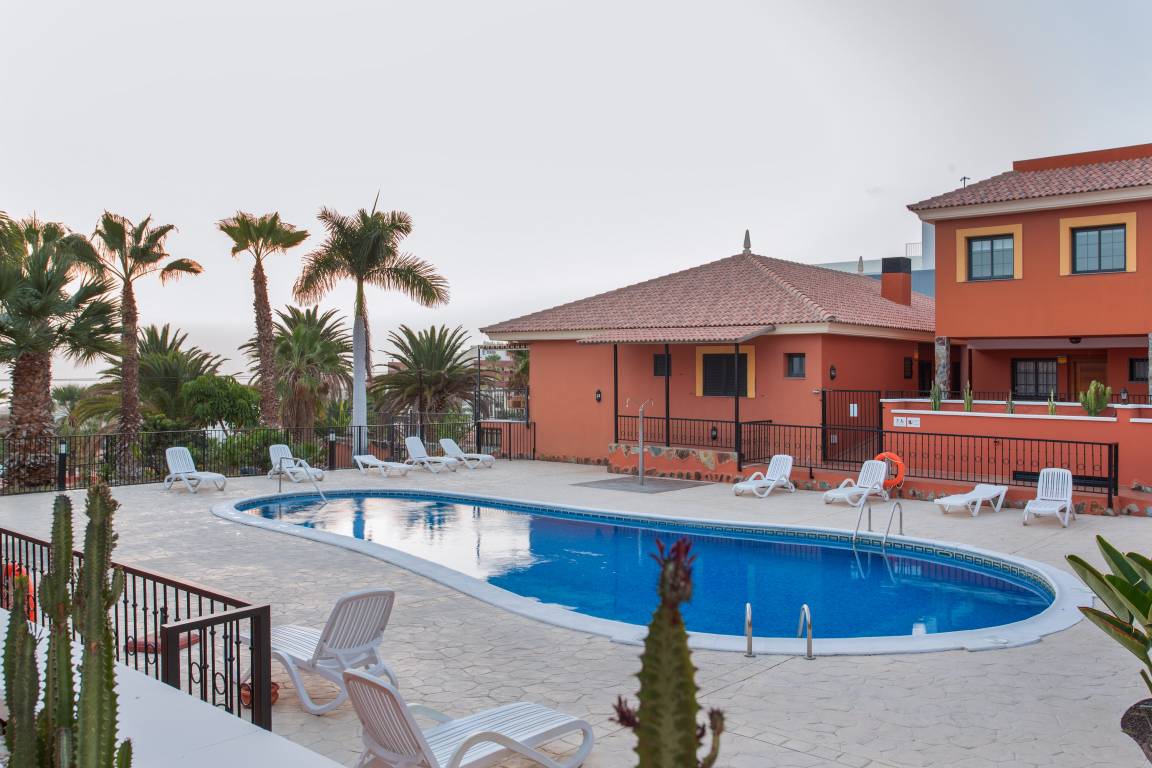 80 M² Apartment ∙ 2 Bedrooms ∙ 4 Guests - Costa Adeje